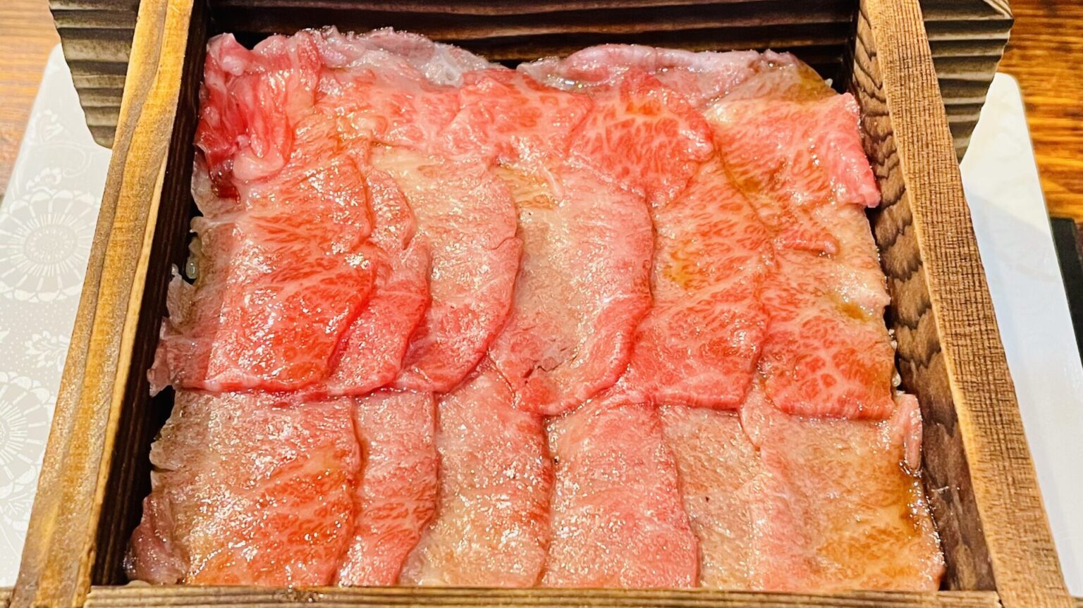 【人形町】黒毛和牛のせいろ蒸しランチ「オ パッキャマラード（Au pas camarade ）」 - ミチさんぽ